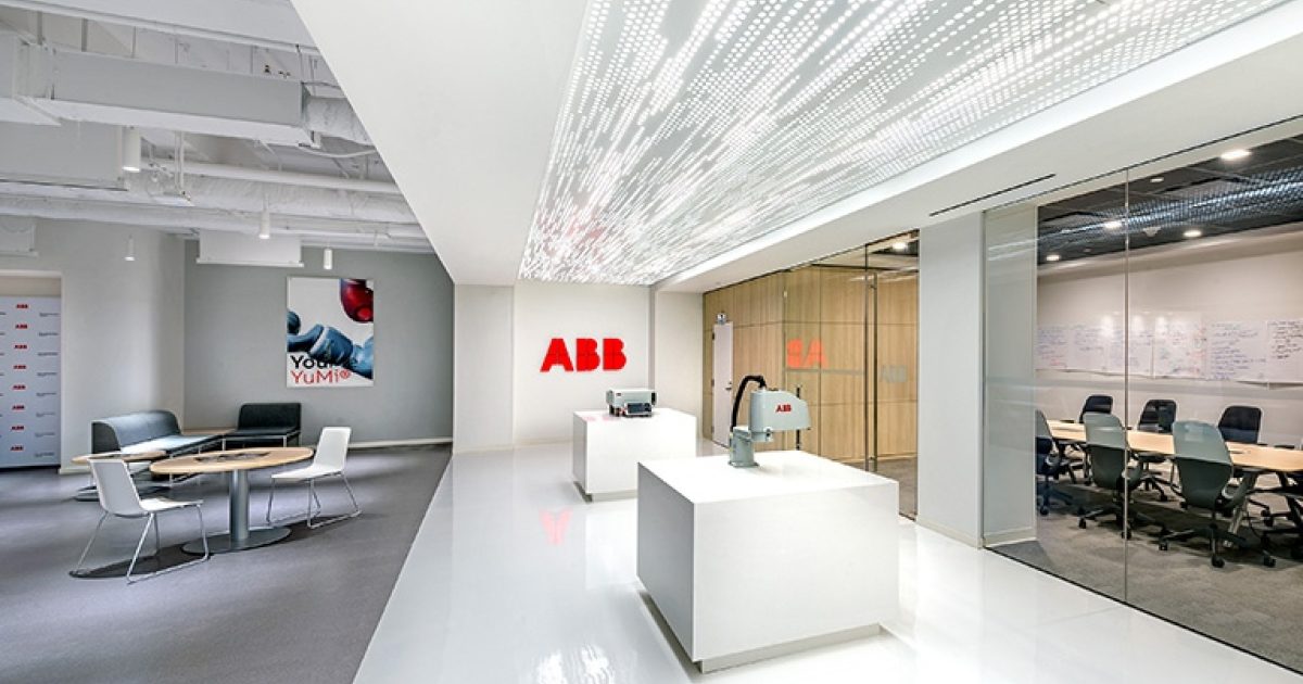 ABB Texas Medical Center Robotics Lab | Ghafari